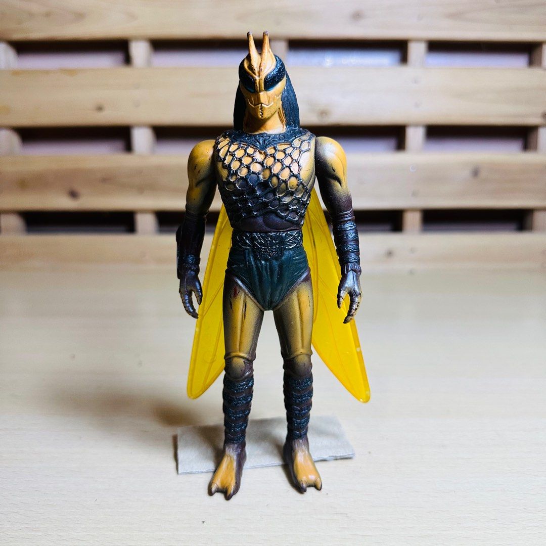 Me Vagis Ba - Kamen Rider KUUGA Monster Series 6 Bee Species Seed ...