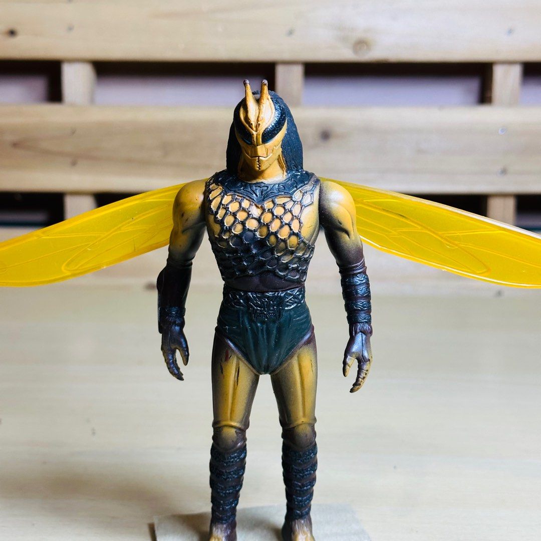 Me Vagis Ba - Kamen Rider KUUGA Monster Series 6 Bee Species Seed ...