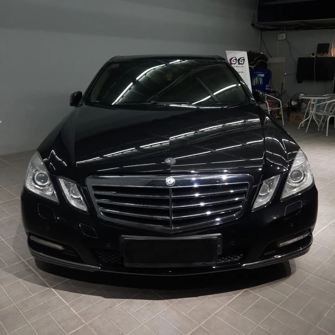 Mercedes Benz E300 W212 2009, Mobil & Motor, Mobil untuk Dijual di Carousell