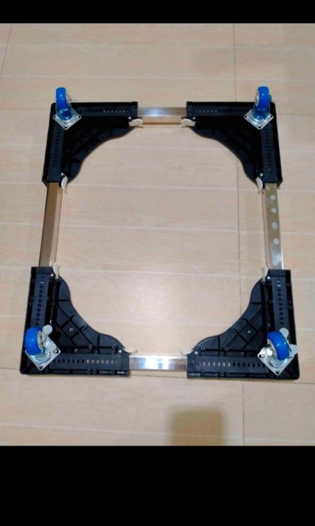 Movable base on Carousell