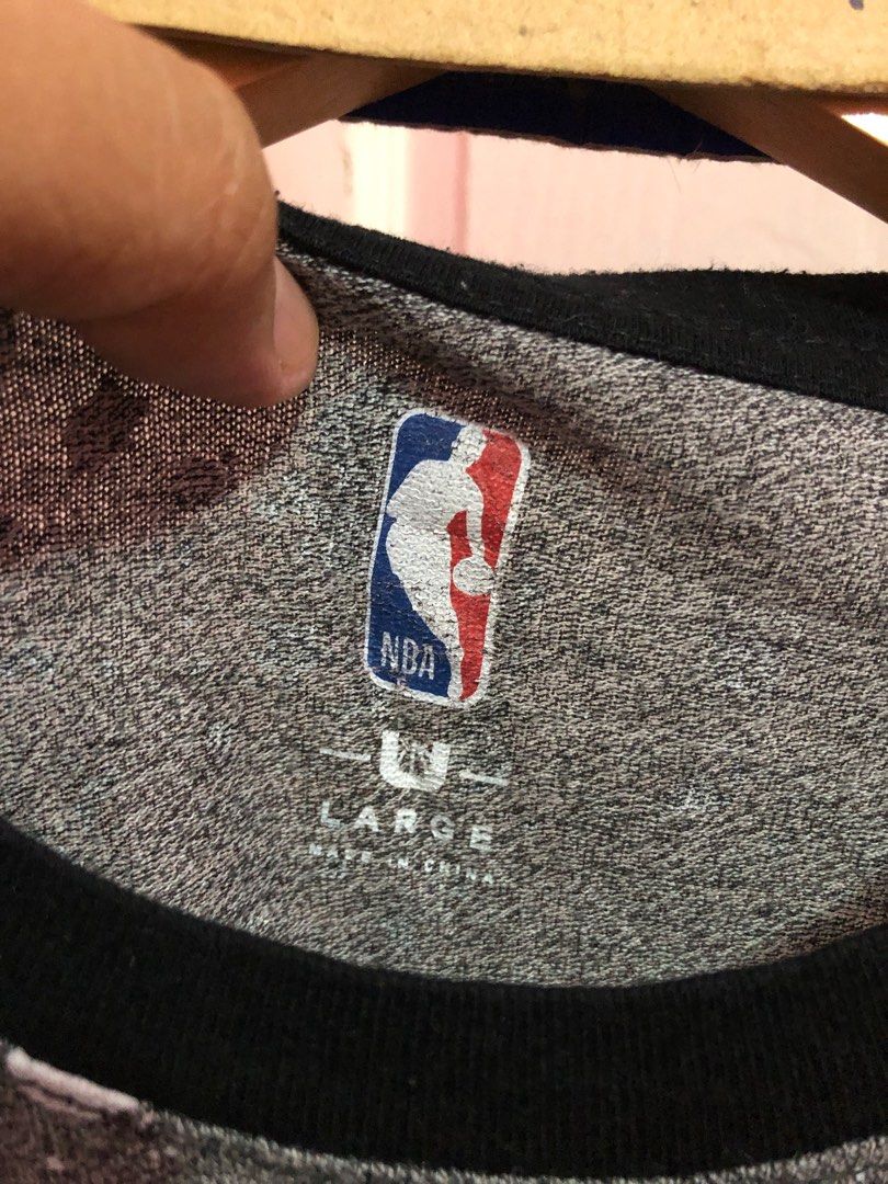 Nba chicago bulls splatter paint longsleeve large 21x28.5, Men's ...