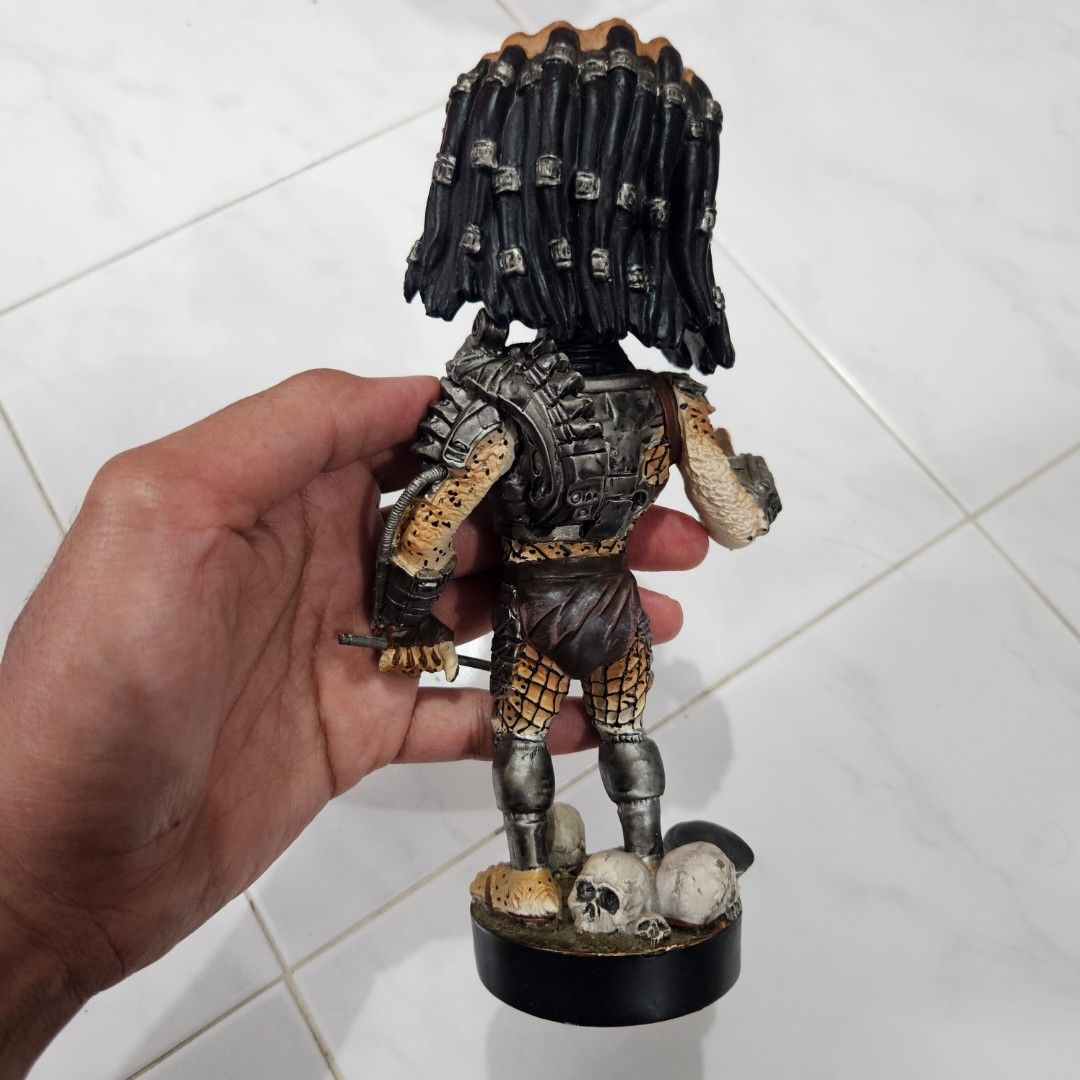 predator head knocker