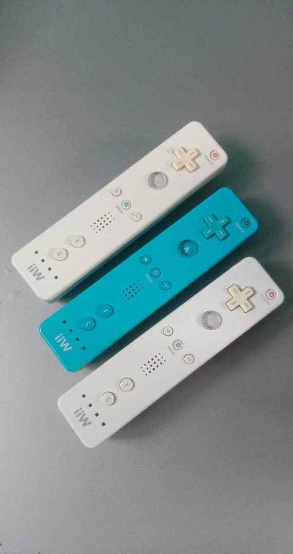 Nintendo wii mote bundle on Carousell