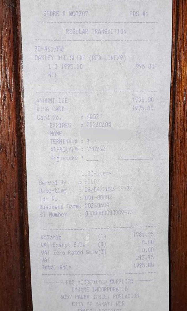 Oakley B1B Slide w/ receipt on Carousell