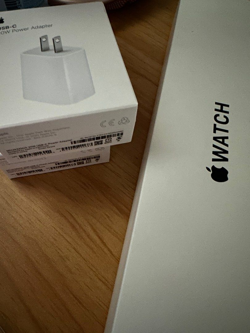 Original apple adapter on Carousell