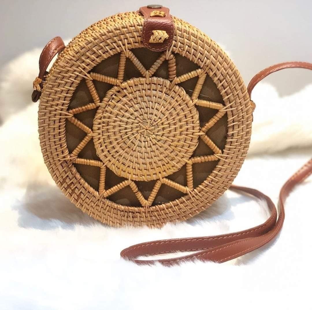 Original Bali Round Rattan Bag (Made in Indonesia), Women's Fashion ...