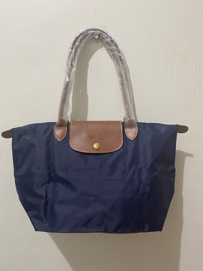 Original Navy Blue Longchamp Le Pliage Med long handle on Carousell