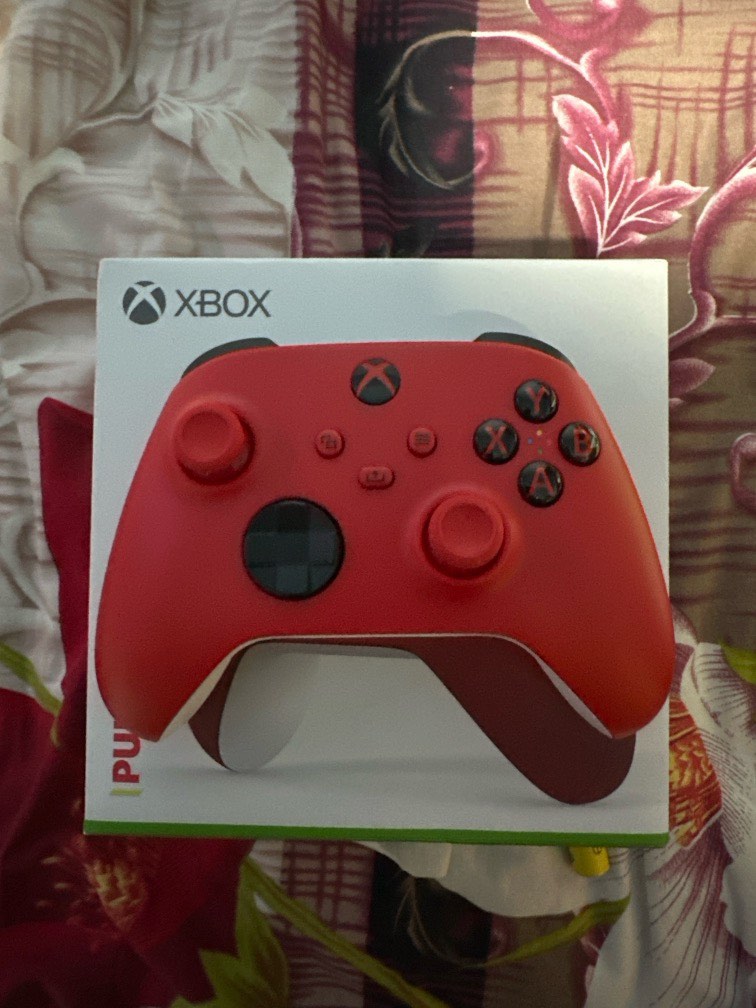 Pulse Red Xbox Series Controller, Video Gaming, Gaming Accessories ...