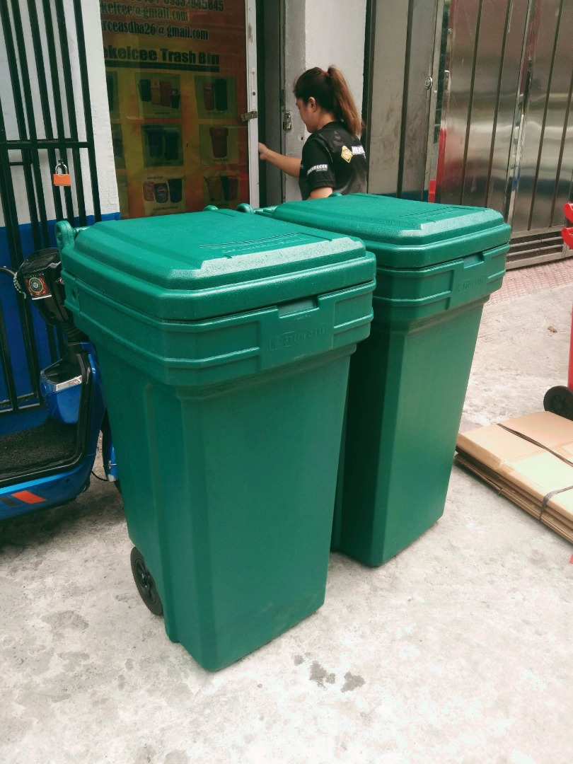 ROLLER KING TRASH BIN, Furniture & Home Living, Cleaning & Homecare ...