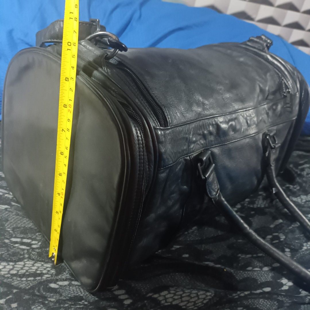 Satchi Leather Duffel Bag / Travel Bag on Carousell