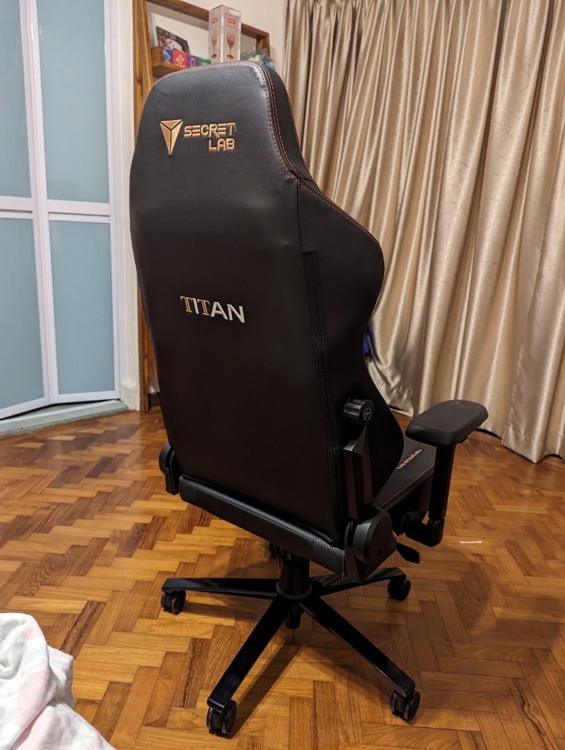 Secret Lab Titan Chair, Furniture & Home Living, Furniture, Chairs on ...