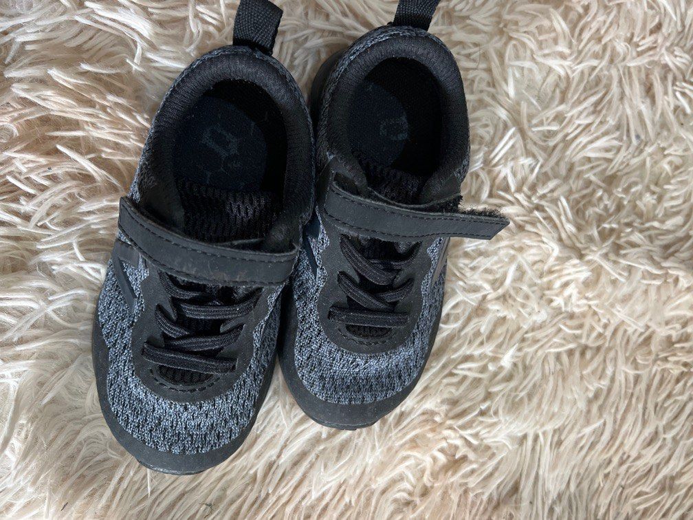 Sepatu nb anak hitam ori, Bayi & Anak, Baju Anak Laki-laki, 1 hingga 3 ...