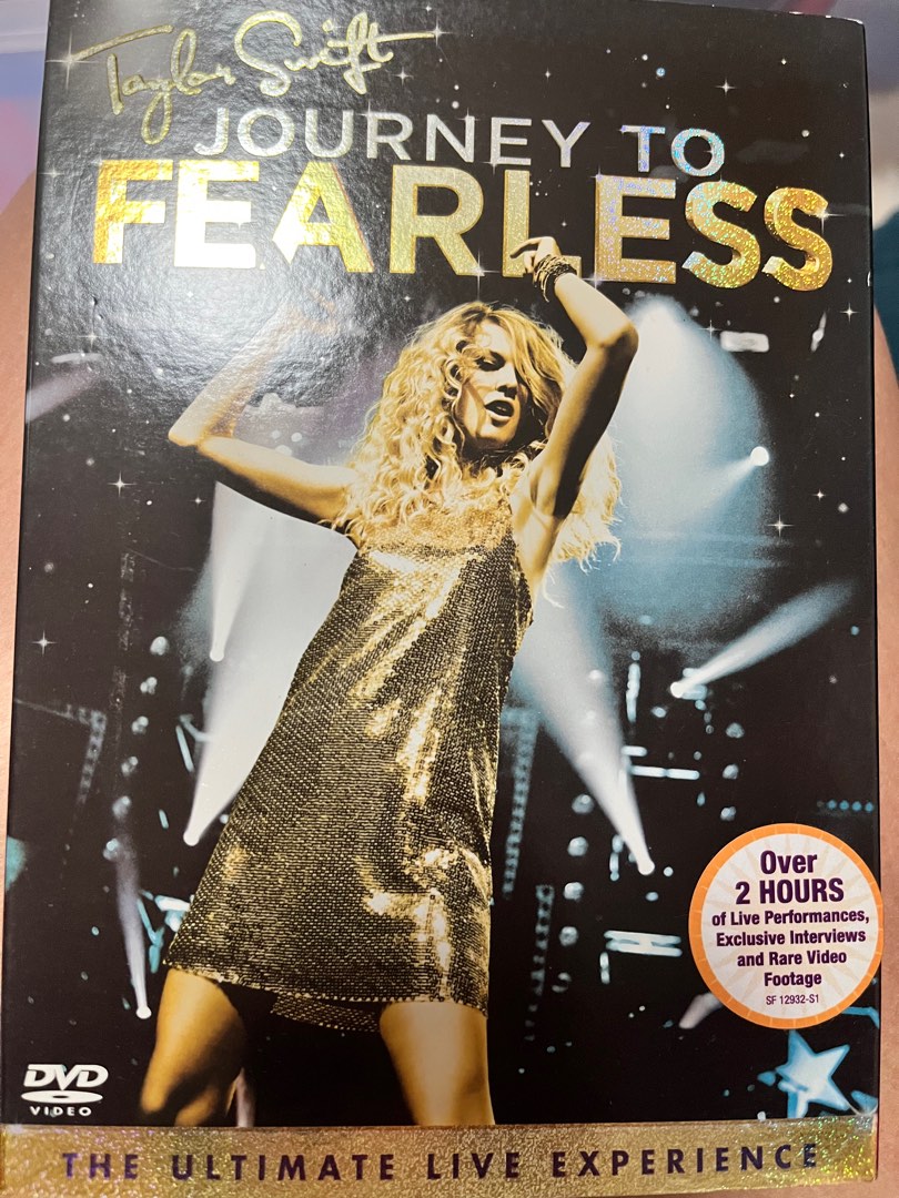 Taylor Swift LIVE DVDs - Fearless and Crossroads with Def Leppard ...