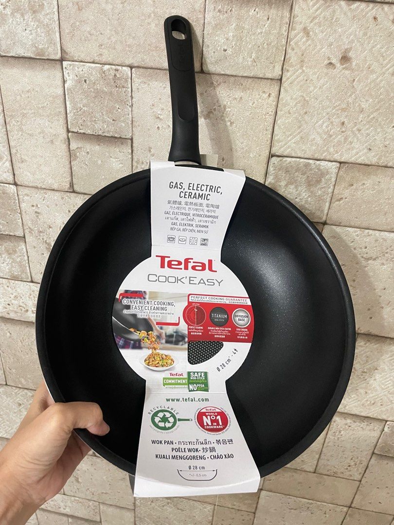 Tefal 28cm Frying Pan, Furniture & Home Living, Kitchenware & Tableware, Cookware & Accessories ...