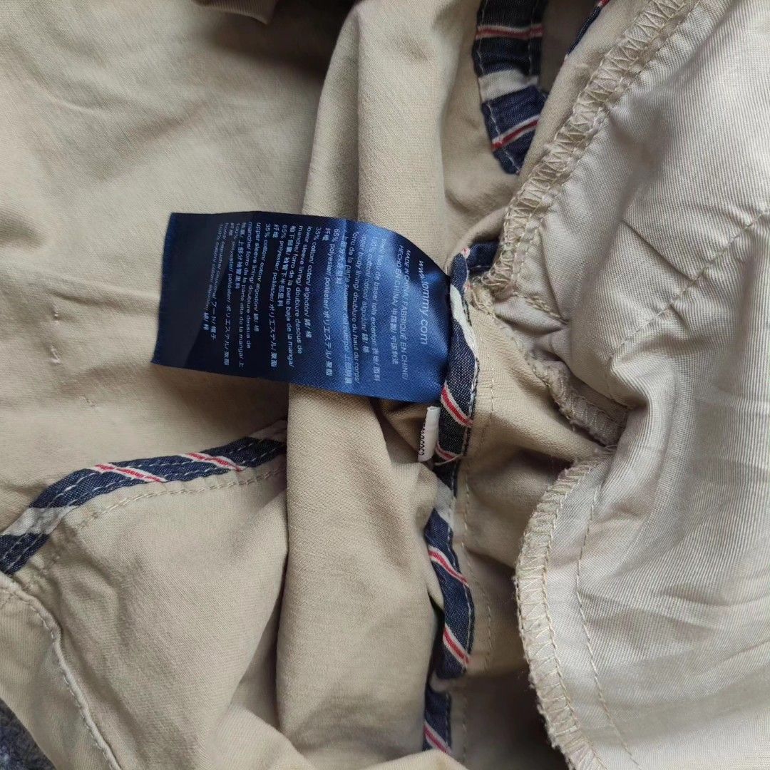 Tommy Hilfiger parka, Fesyen Wanita, Pakaian Wanita, Baju Luaran di Carousell