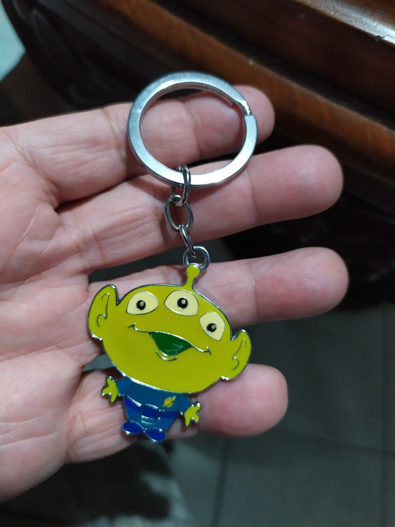 Toy story alien keychain on Carousell