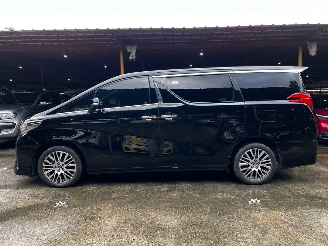 Toyota Alphard 3.5 V6 21T Kms Auto, Cars for Sale, Used Cars on Carousell