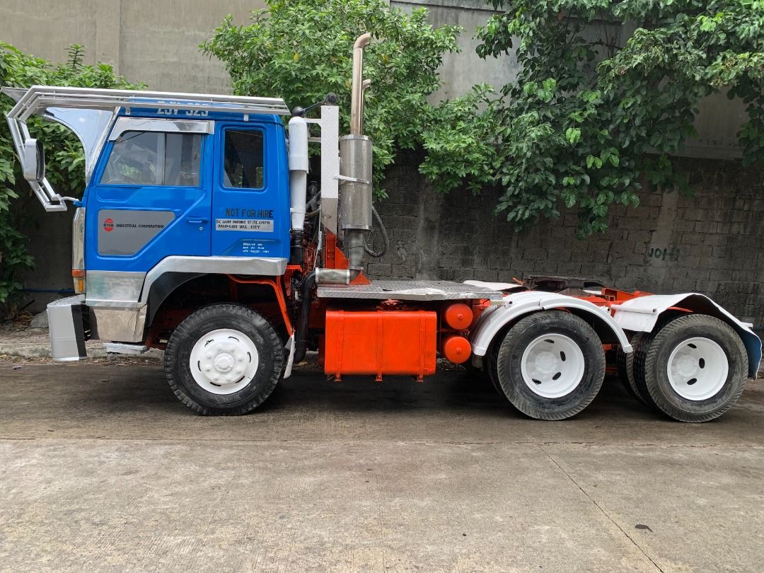 Tractor Head - Fuso on Carousell