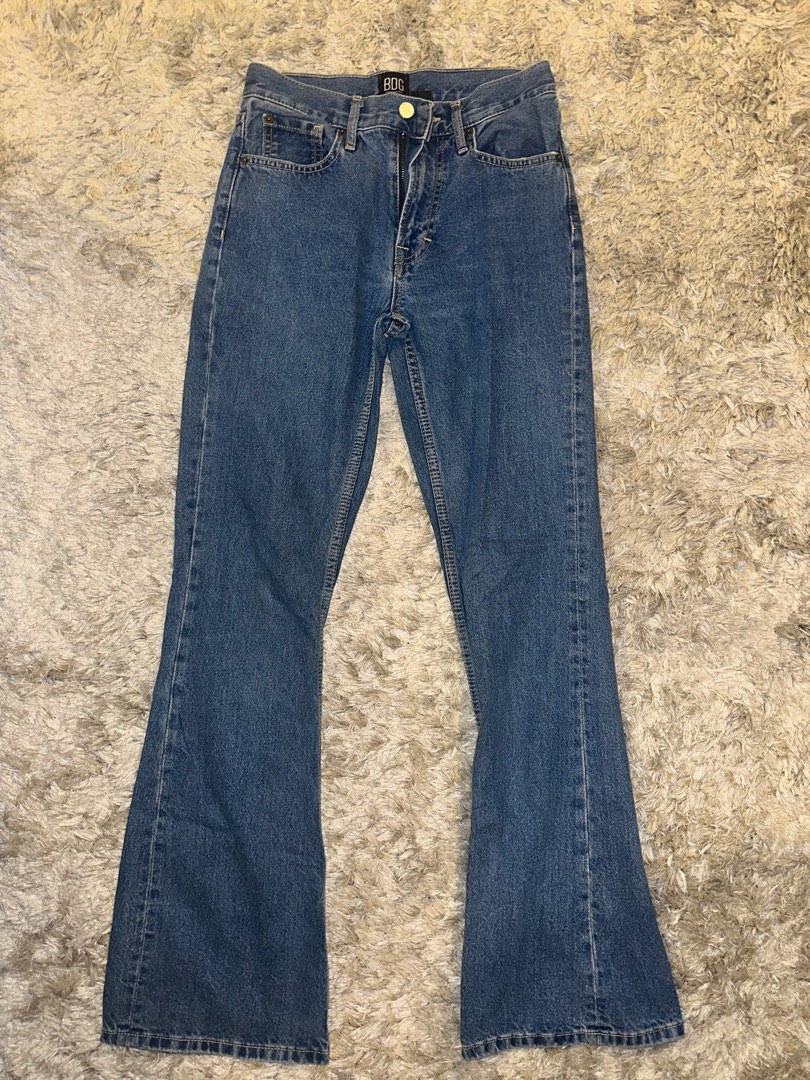 Urban Outfitters 90s Flared Bootcut Jeans on Carousell