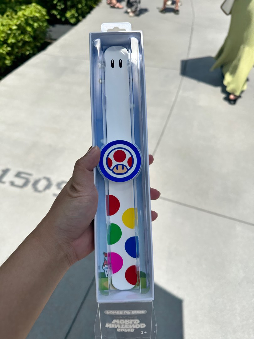 USJ Nintendo Power Up band, Mobile Phones & Gadgets, Wearables & Smart ...