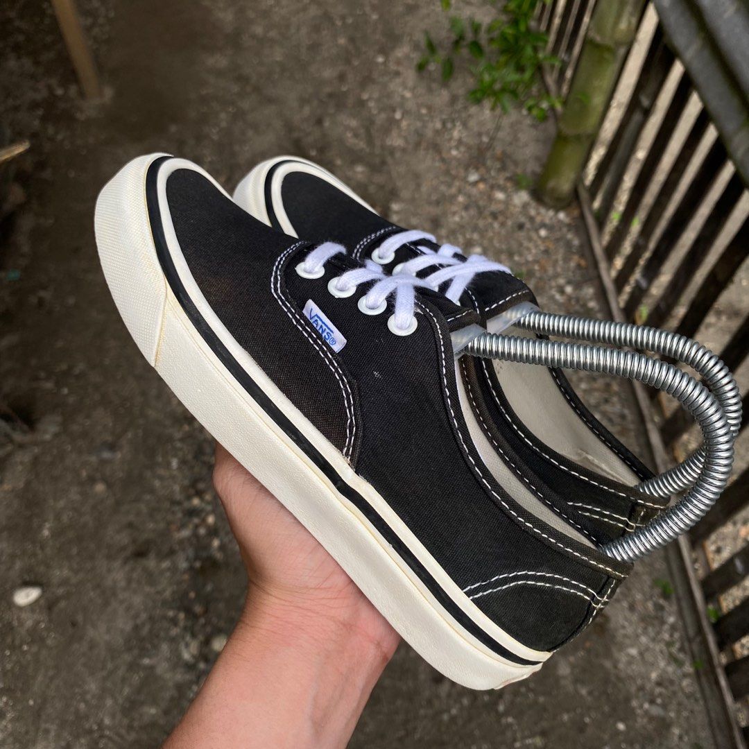 VANS AUTHENTIC STYLE 44, Women's Fashion, Footwear, Sneakers on Carousell