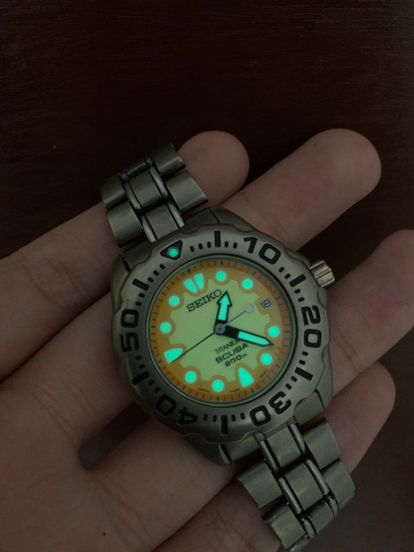 (Very rare) Seiko scuba 200m full lume dial, Men's Fashion, Watches ...