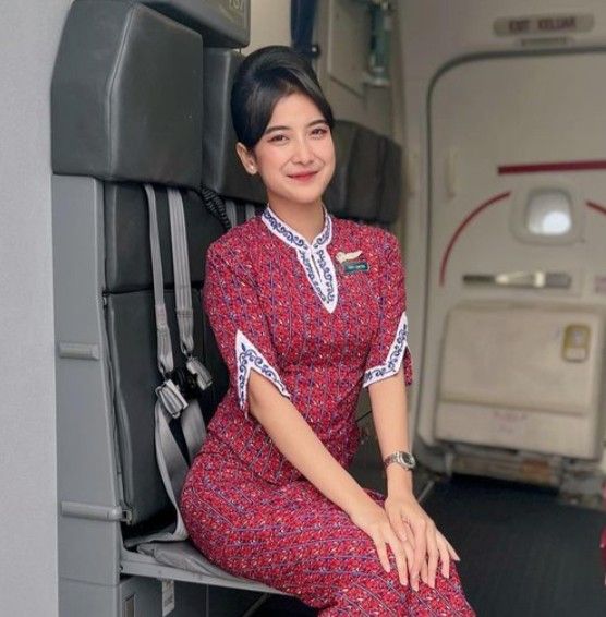 WTB Dicari Baju Dress Setelan Seragam Pramugari SPG Usher Bank, Fesyen ...