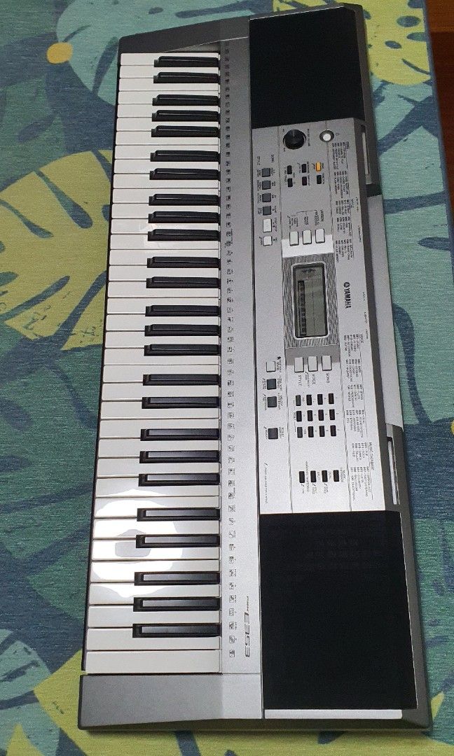 Yamaha Electric Keyboard PSR E353, Hobbies & Toys, Music & Media, Musical Instruments on Carousell