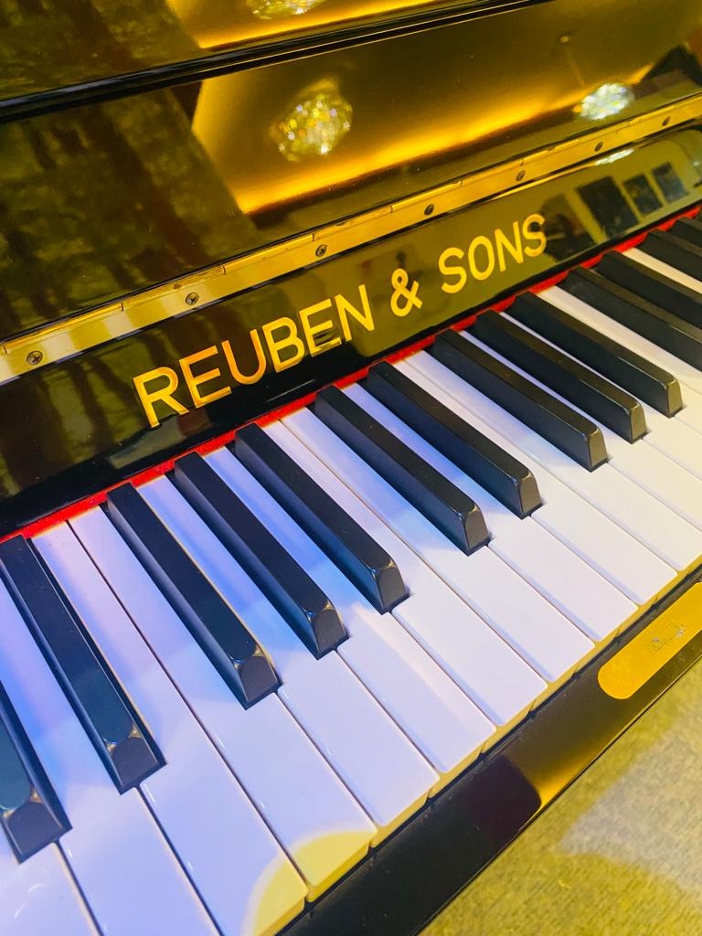 𝐑𝐞𝐮𝐛𝐞𝐧 & 𝐒𝐨𝐧𝐬 Second Hand Piano, Hobbies & Toys, Music & Media, Musical ...