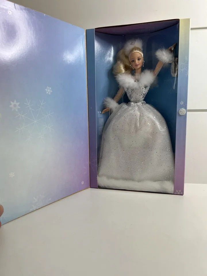 Barbie "Winter's Reflection "Doll-Blonde-2002 #55682 NRFB on Carousell