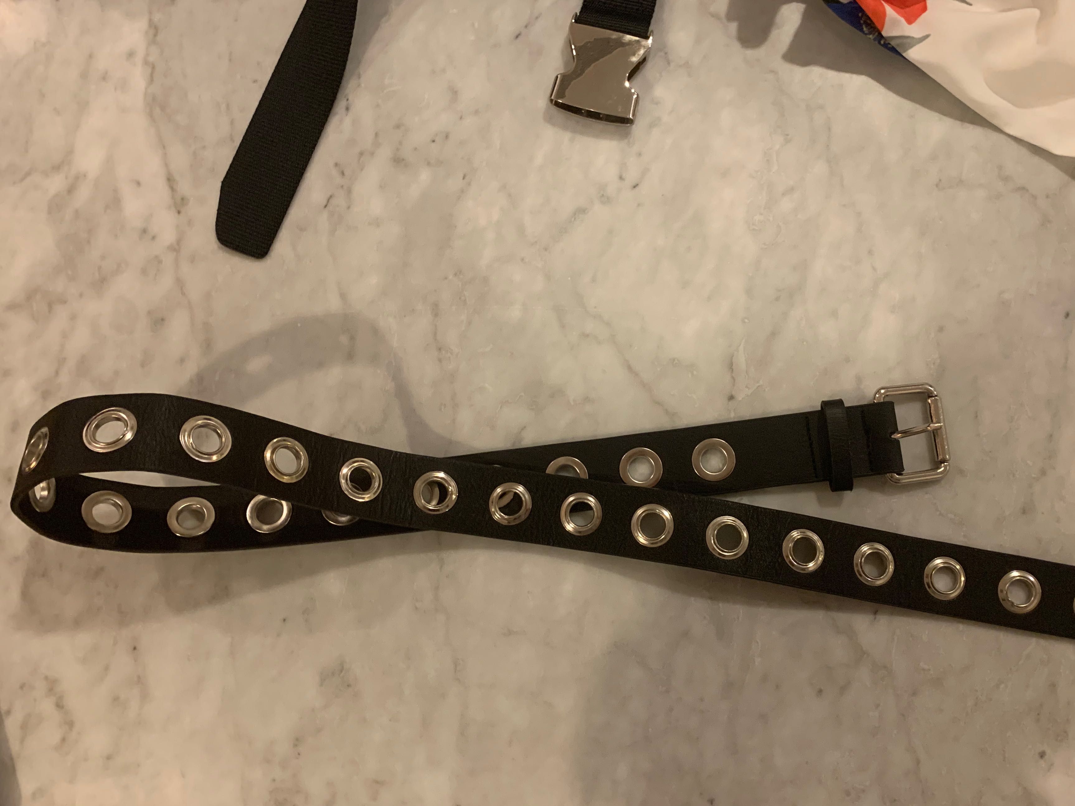 Black y2k grunge grommet belt, Women's Fashion, Watches & Accessories ...