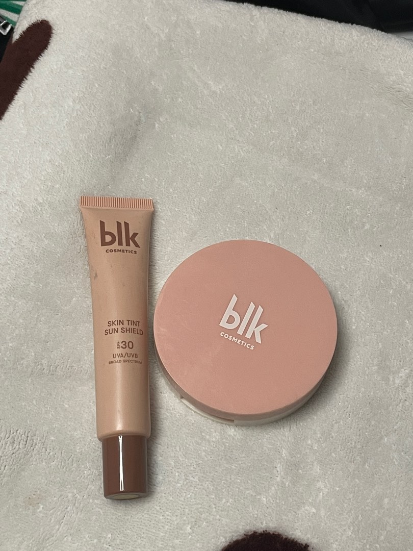 blk cosmetics bundle (skin tint & perfecting powder), Beauty & Personal ...