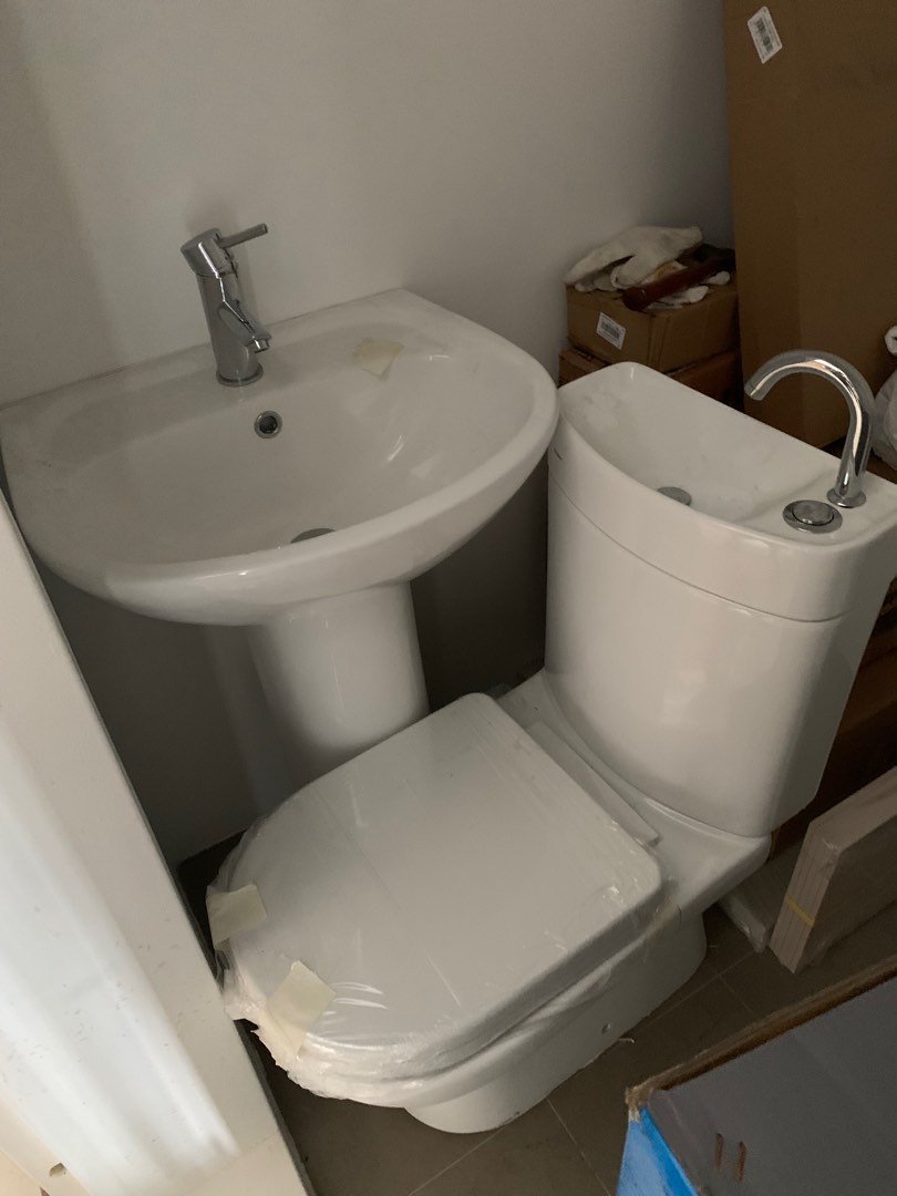 BTO Toilet Fittings, Furniture & Home Living, Bathroom & Kitchen ...