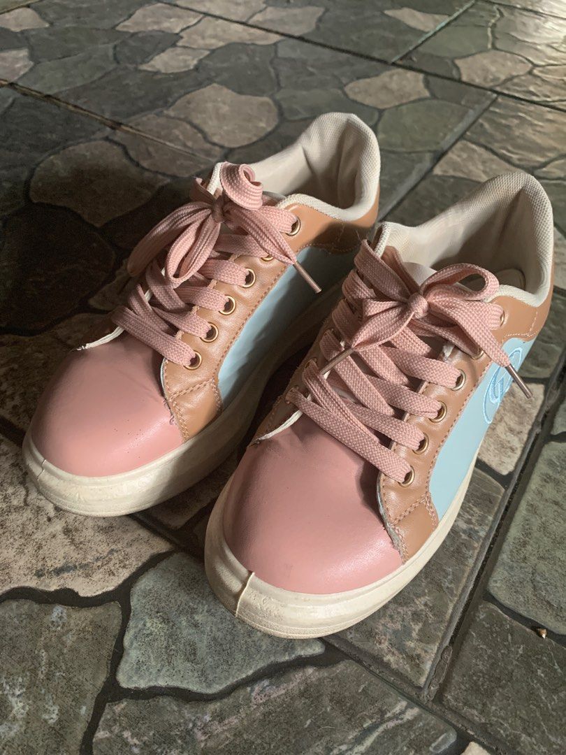 Carlo Rino Sneakers Original, Women's Fashion, Footwear, Sneakers on ...