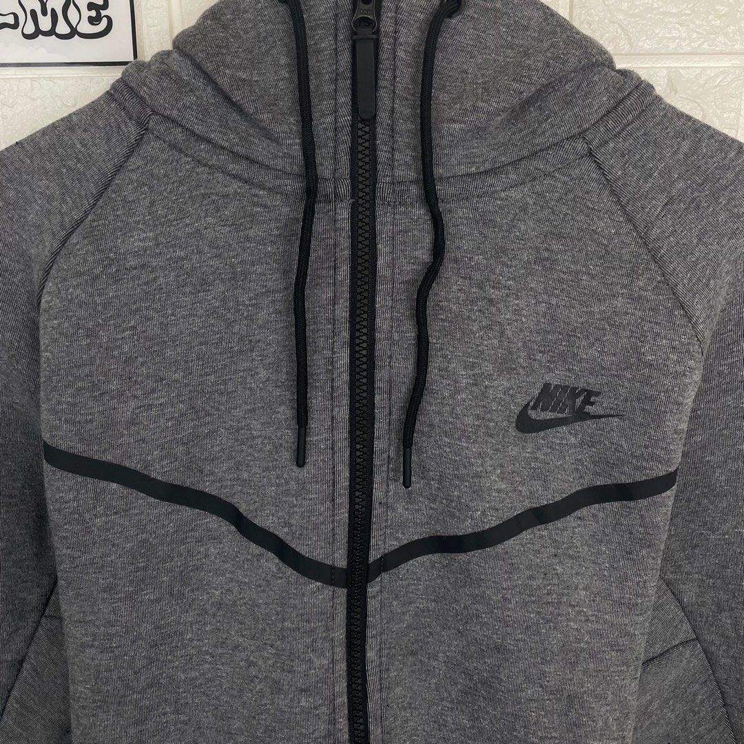 DARK GRAY NIKE TECH FLEECE JACKET (RED TAG) on Carousell