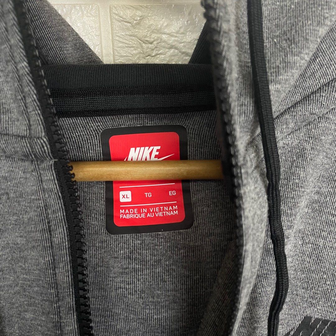 DARK GRAY NIKE TECH FLEECE JACKET (RED TAG) on Carousell