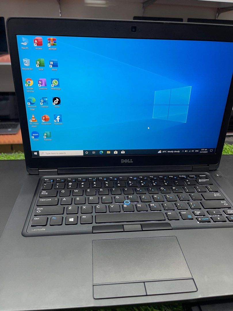 Dell Latitude 5480 business model laptop 14 inch Ultrabook with 8GB RAM & 256Gb SSD, Computers ...