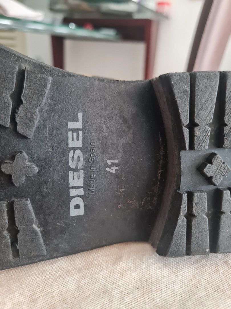 Distressed design diesel boot with original bag., Men's Fashion ...