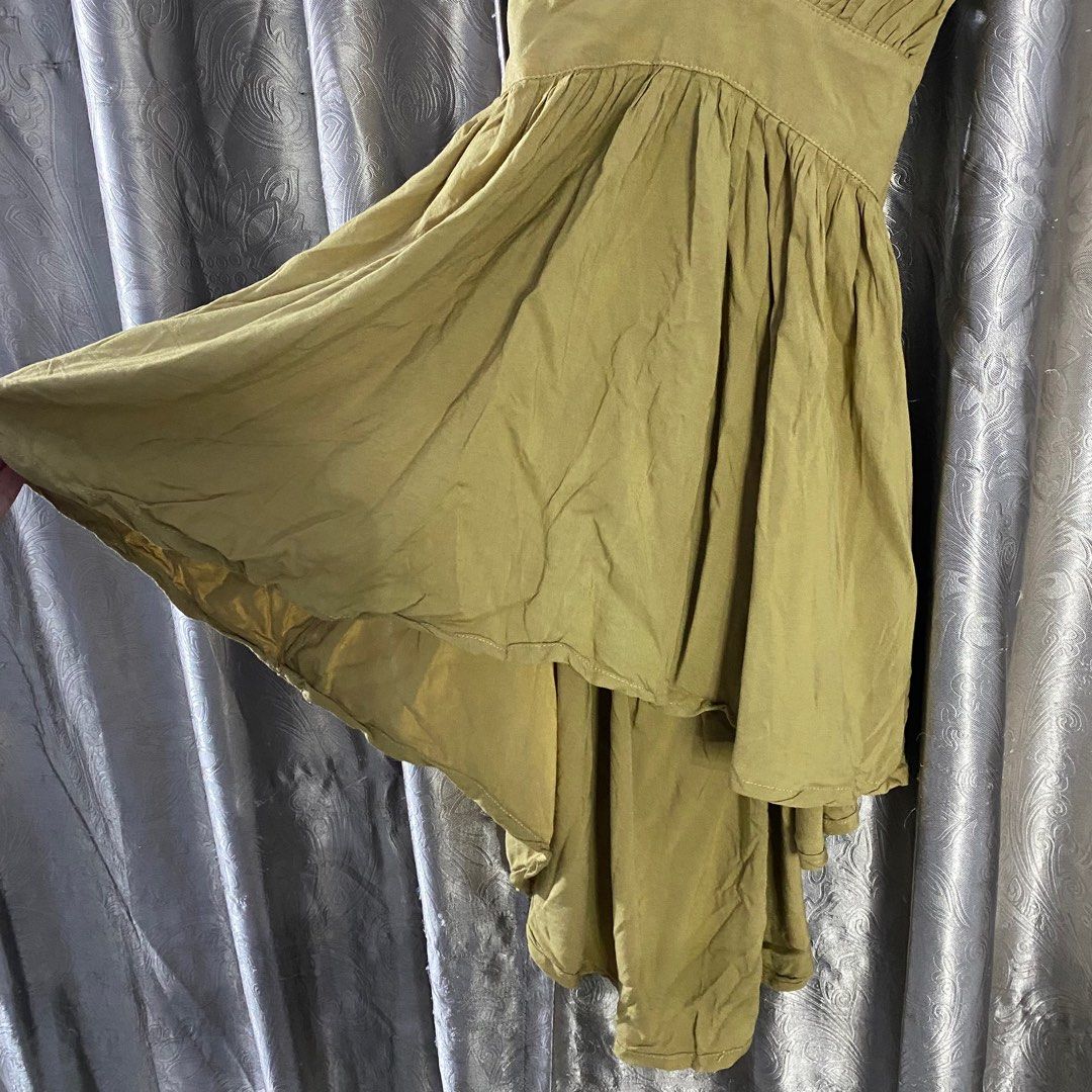 eshy bali, Fesyen Wanita, Pakaian Wanita, Atasan di Carousell