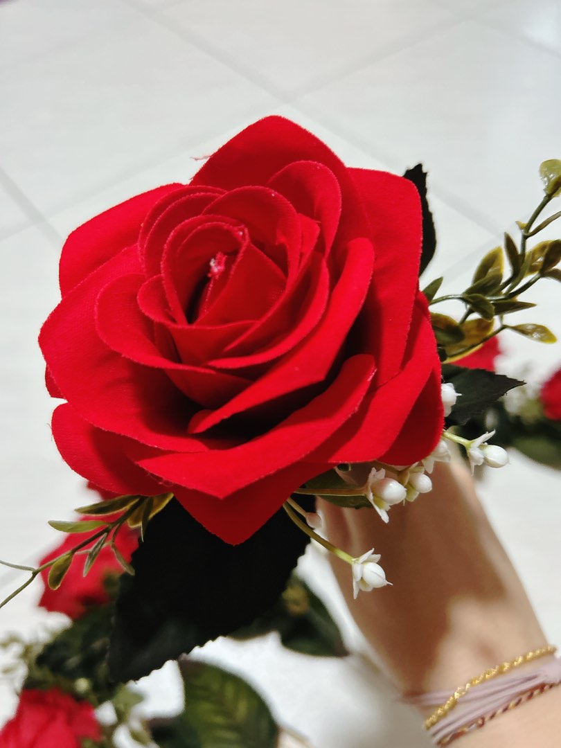 Fake artificial red rose flower 9pcs, Furniture & Home Living, Home ...