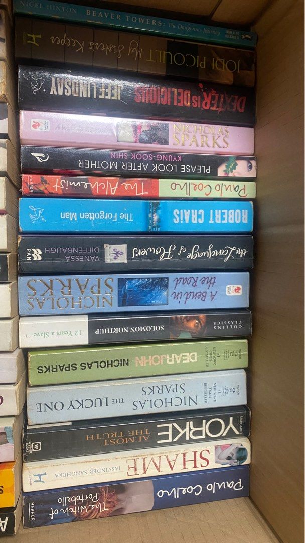Fiction/ Non-Fiction books, Hobbies & Toys, Books & Magazines, Fiction & Non-Fiction on Carousell