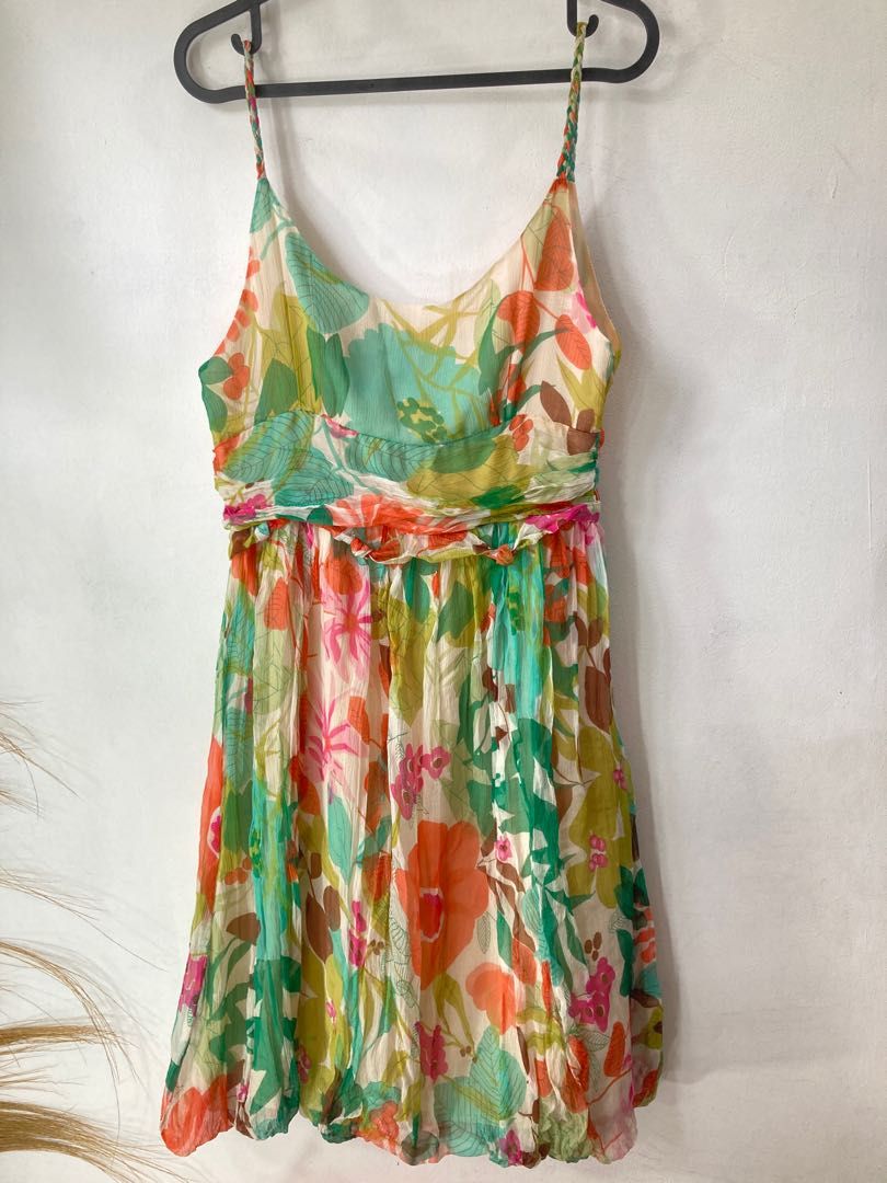 Floral Mini Dress Pantai Hijau Bunga (M), Fesyen Wanita, Pakaian Wanita ...