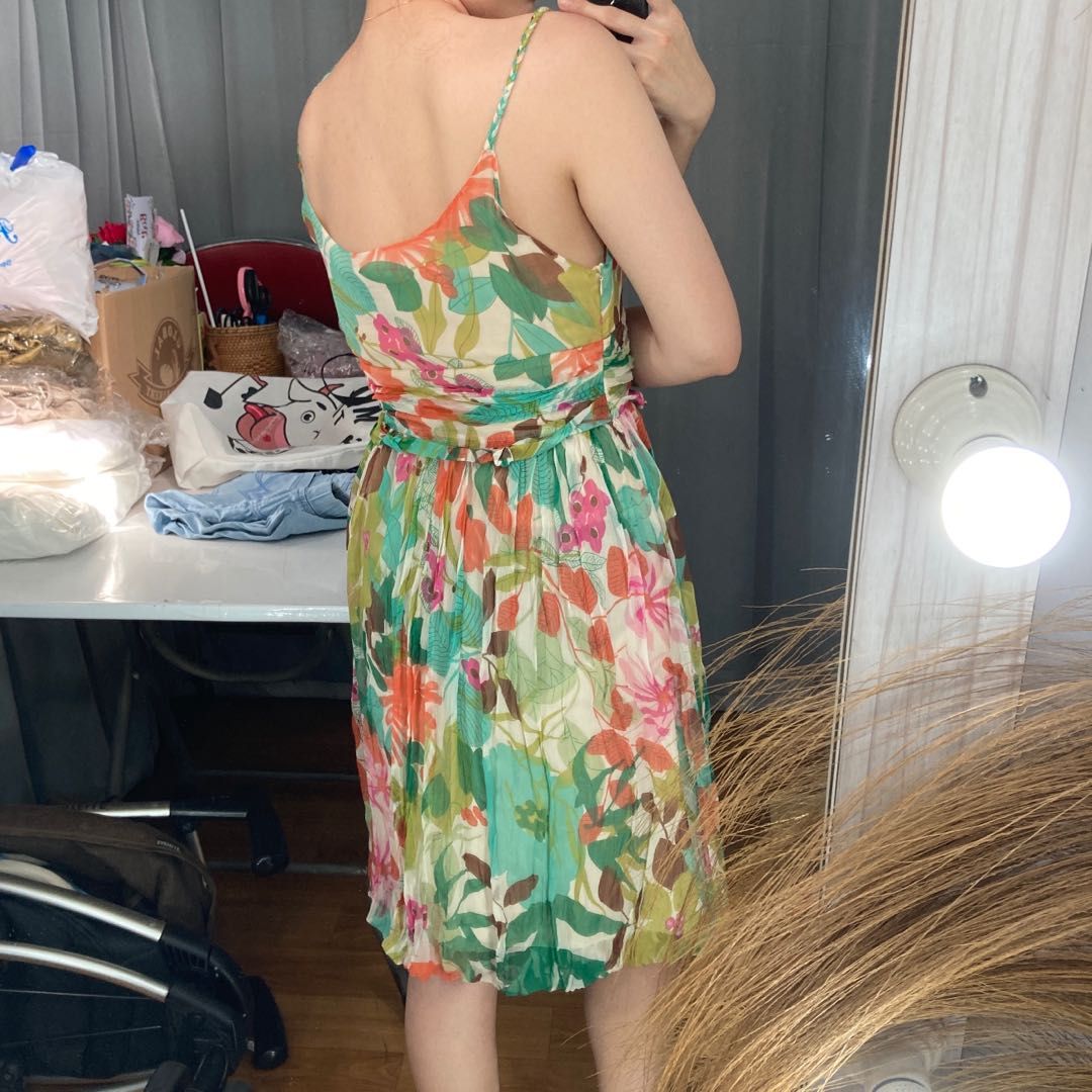 Floral Mini Dress Pantai Hijau Bunga (M), Fesyen Wanita, Pakaian Wanita ...