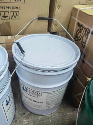 graphite grease on Carousell