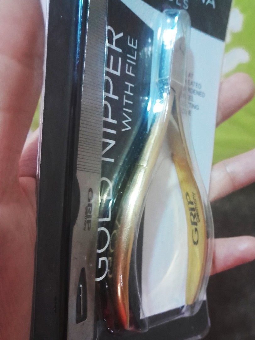 Grip Gold Nipper, Women's Fashion, Watches & Accessories, Other ...