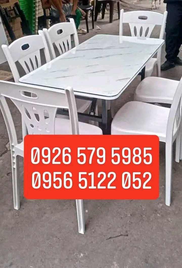 HAMPAS chair and foldable table on Carousell