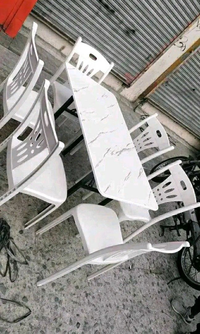 Hampas chair with foldable table on Carousell