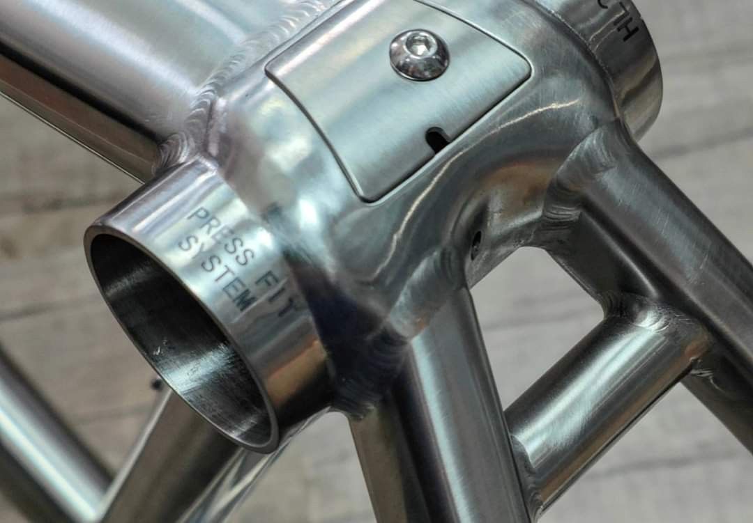 Hi Light titanium frame MTB hardtail, Sports Equipment, Bicycles ...