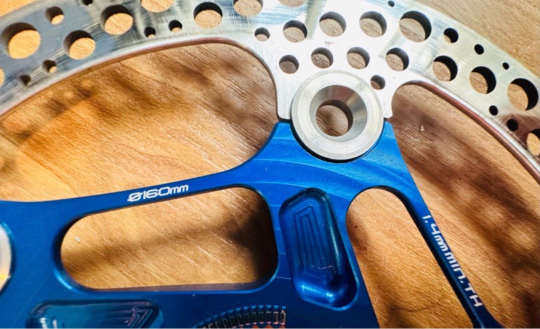 Hope RX Centre lock rotor blue colour, Sports Equipment, Bicycles ...