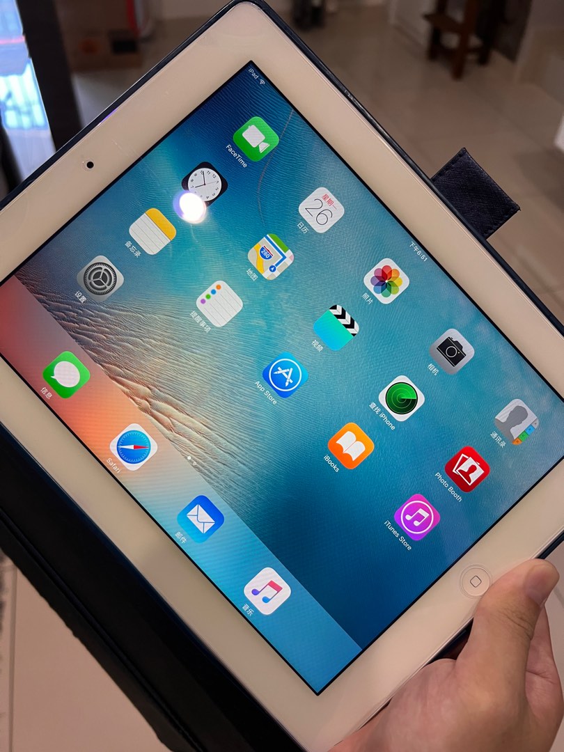 Ipad 3rd Gen 64GB, Mobile Phones & Gadgets, Tablets, iPad on Carousell